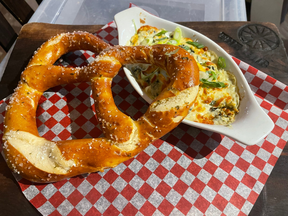 Discovering the Shuswap- Dining – Tappen Apothecary